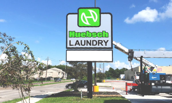 Freestanding Pylon Sign | Brazo Sign Company